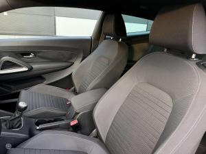 Black Volkswagen Scirocco 2011 in Panevezys, with an engine capacity of 1.39 L and mileage of 185 thousand km for 5600 €, photo 17 on AUTOMOTO.COM.LV