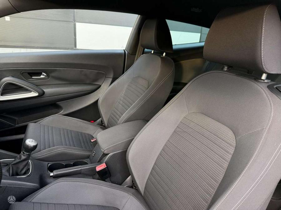 Black Volkswagen Scirocco 2011 in Panevezys, with an engine capacity of 1.39 L and mileage of 185 thousand km for 5600 €, photo 17 on AUTOMOTO.COM.LV