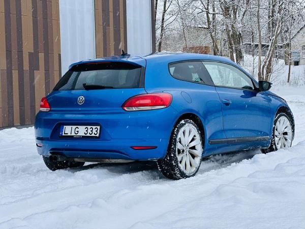 Blue Volkswagen Scirocco 2009 in Vilnius, with an engine capacity of 1.39 L and mileage of 245 thousand km for 3700 €, photo 7 on AUTOMOTO.COM.LV