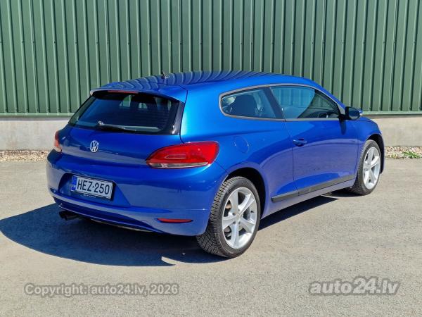 Zils Volkswagen Scirocco 2009 Tallina, ar dzinēja tilpumu 1.40 L un nobraukumu 167 tūkst. km par 5999 €, foto 2 vietnē AUTOMOTO.COM.LV