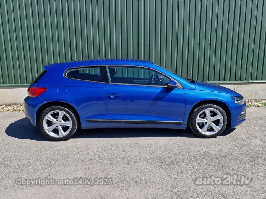 Zils Volkswagen Scirocco 2009 Tallina, ar dzinēja tilpumu 1.40 L un nobraukumu 167 tūkst. km par 5999 €, foto 5 vietnē AUTOMOTO.COM.LV