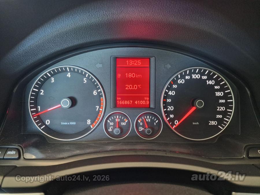 Zils Volkswagen Scirocco 2009 Tallina, ar dzinēja tilpumu 1.40 L un nobraukumu 167 tūkst. km par 5999 €, foto 17 vietnē AUTOMOTO.COM.LV