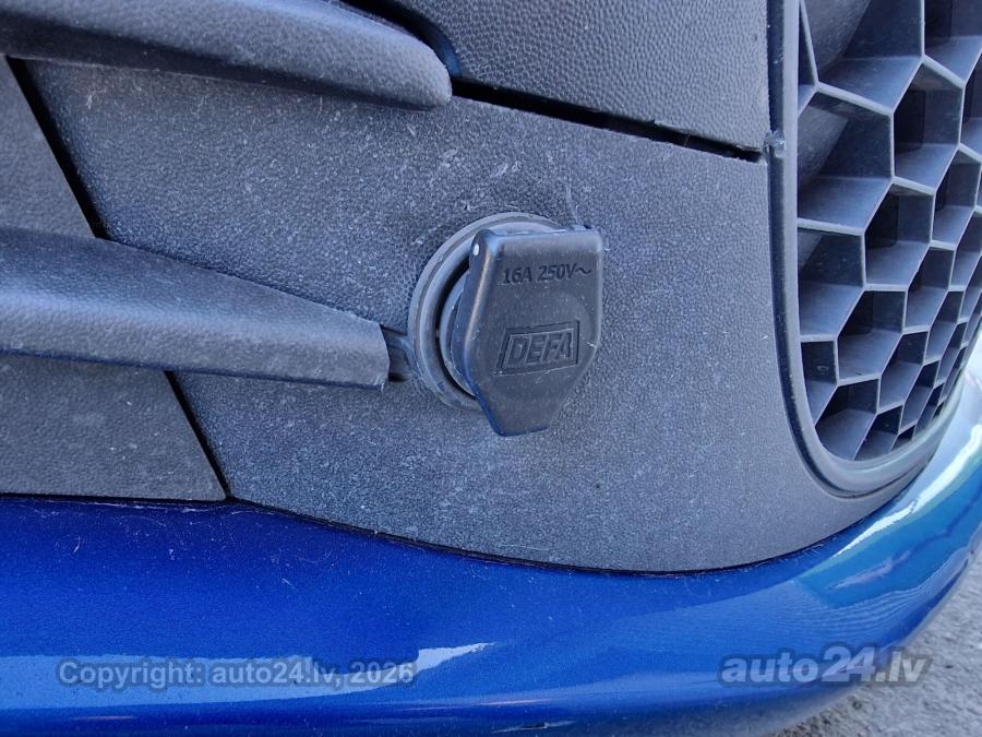 Zils Volkswagen Scirocco 2009 Tallina, ar dzinēja tilpumu 1.40 L un nobraukumu 167 tūkst. km par 5999 €, foto 24 vietnē AUTOMOTO.COM.LV