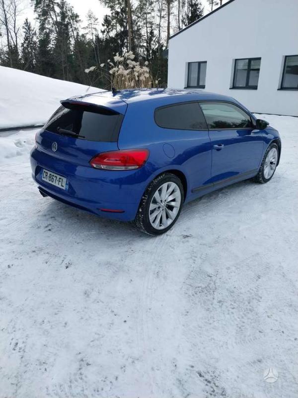 Blue Volkswagen Scirocco 2013 in Alytus, with an engine capacity of 2.00 L and mileage of 240 thousand km for 7500 €, photo 8 on AUTOMOTO.COM.LV