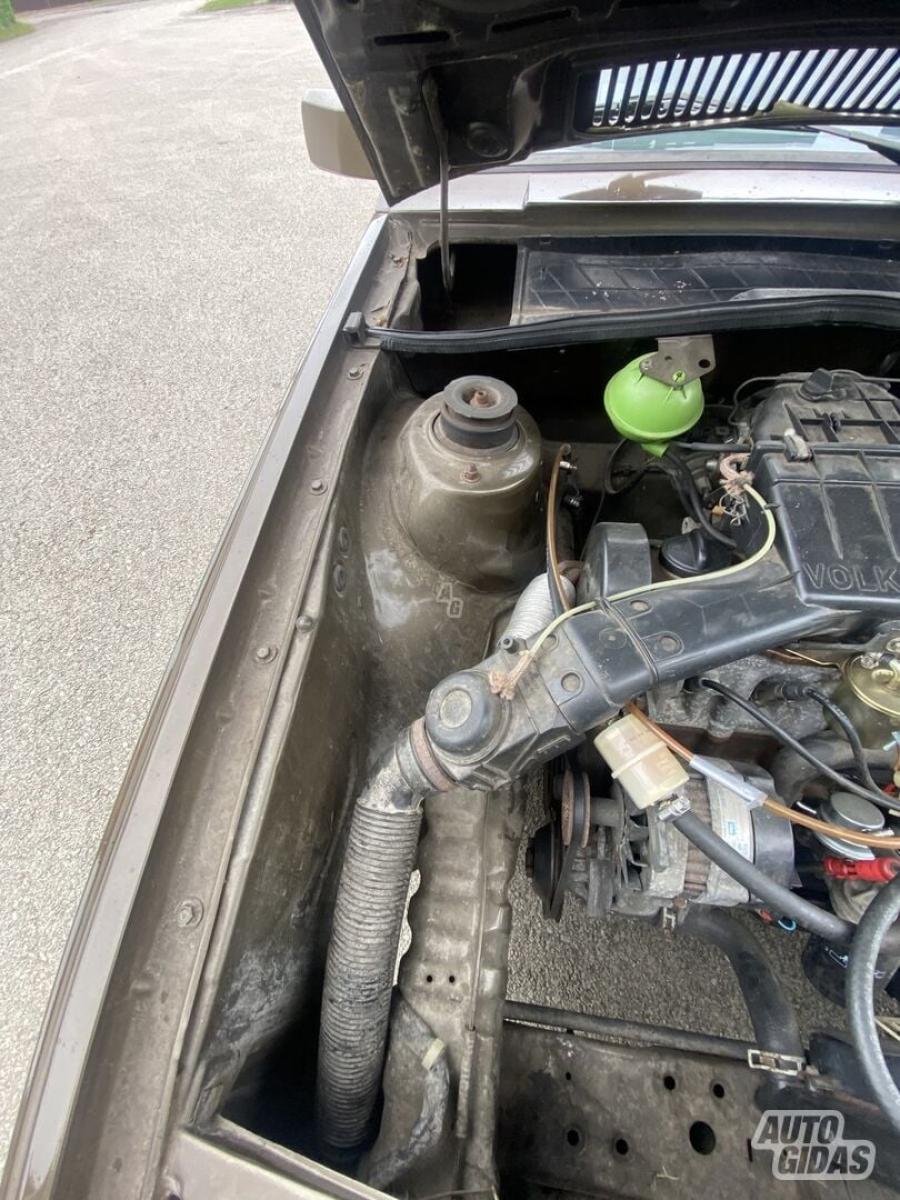 Brown Volkswagen Scirocco 1987 in Kaunas, with an engine capacity of 1.80 L and mileage of 191 thousand km for 4500 €, photo 19 on AUTOMOTO.COM.LV