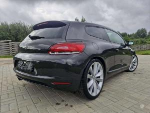 Brown Volkswagen Scirocco 2011 in Vilnius, with an engine capacity of 1.39 L and mileage of 182 thousand km for 6300 €, photo 5 on AUTOMOTO.COM.LV
