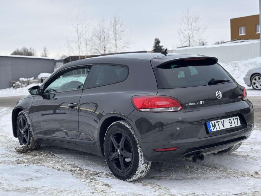 Brown Volkswagen Scirocco 2009 in Utena, with an engine capacity of 1.98 L and mileage of 224 thousand km for 2450 €, photo 6 on AUTOMOTO.COM.LV