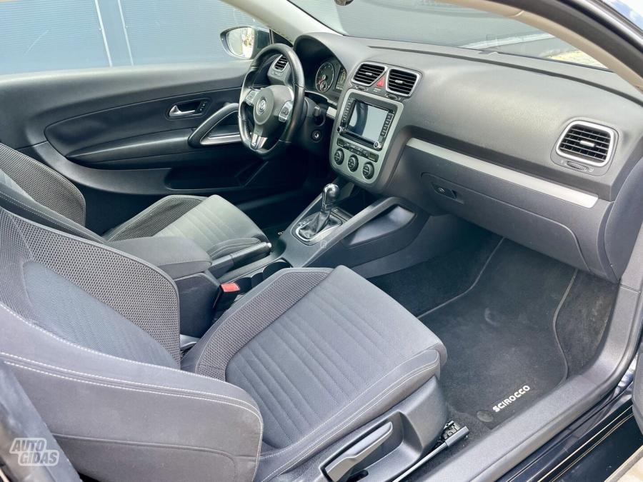 Volkswagen Scirocco 2009 in Vilnius, with an engine capacity of 1.40 L and mileage of 228 thousand km for 4500 €, photo 8 on AUTOMOTO.COM.LV
