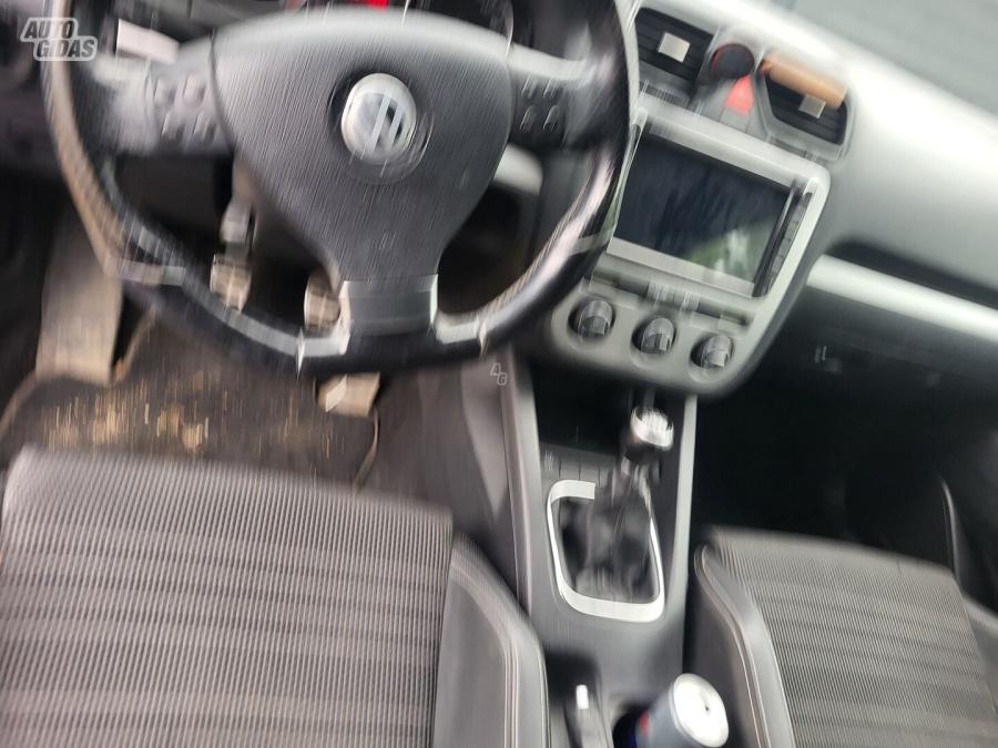 Volkswagen Scirocco 2009 in Vilnius, with an engine capacity of 1.40 L and mileage of 253 thousand km for 3750 €, photo 8 on AUTOMOTO.COM.LV