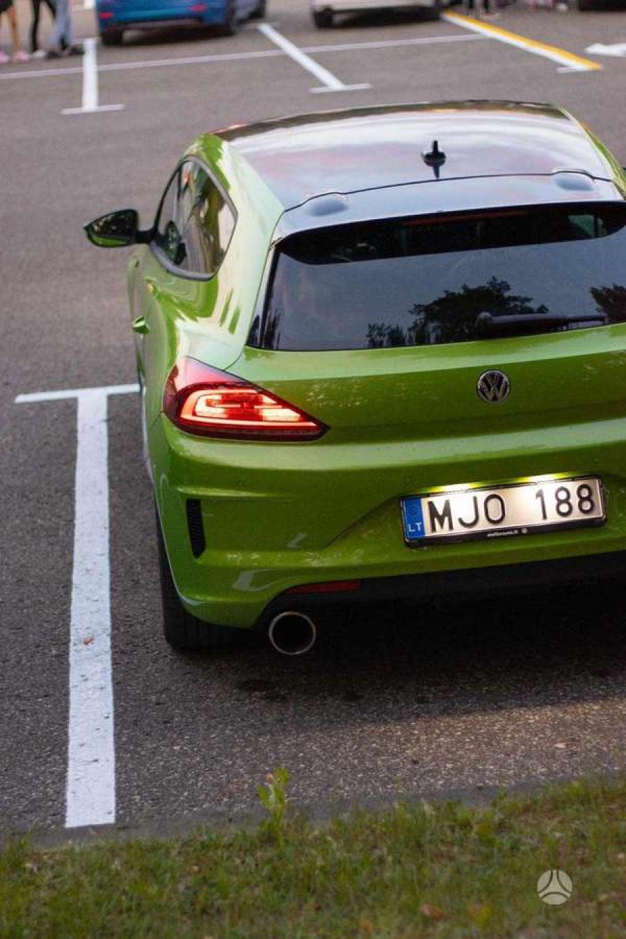 Green Volkswagen Scirocco 2009 in Vilnius, with an engine capacity of 1.97 L and mileage of 243 thousand km for 8800 €, photo 5 on AUTOMOTO.COM.LV