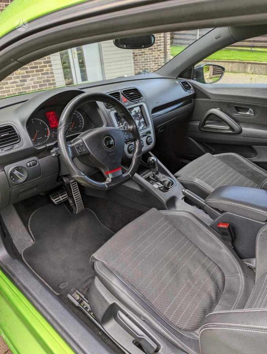 Green Volkswagen Scirocco 2009 in Vilnius, with an engine capacity of 1.97 L and mileage of 243 thousand km for 8800 €, photo 9 on AUTOMOTO.COM.LV