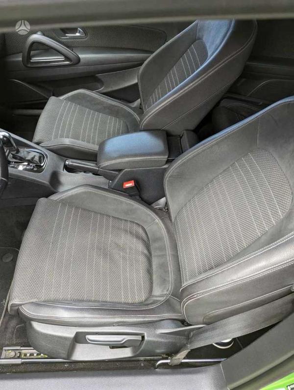 Green Volkswagen Scirocco 2009 in Vilnius, with an engine capacity of 1.97 L and mileage of 243 thousand km for 8800 €, photo 9 on AUTOMOTO.COM.LV
