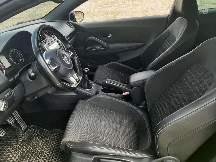Zaļš Volkswagen Scirocco 2010 Viļņa, ar dzinēja tilpumu 1.39 L un nobraukumu 164 tūkst. km par 5700 €, foto 16 vietnē AUTOMOTO.COM.LV