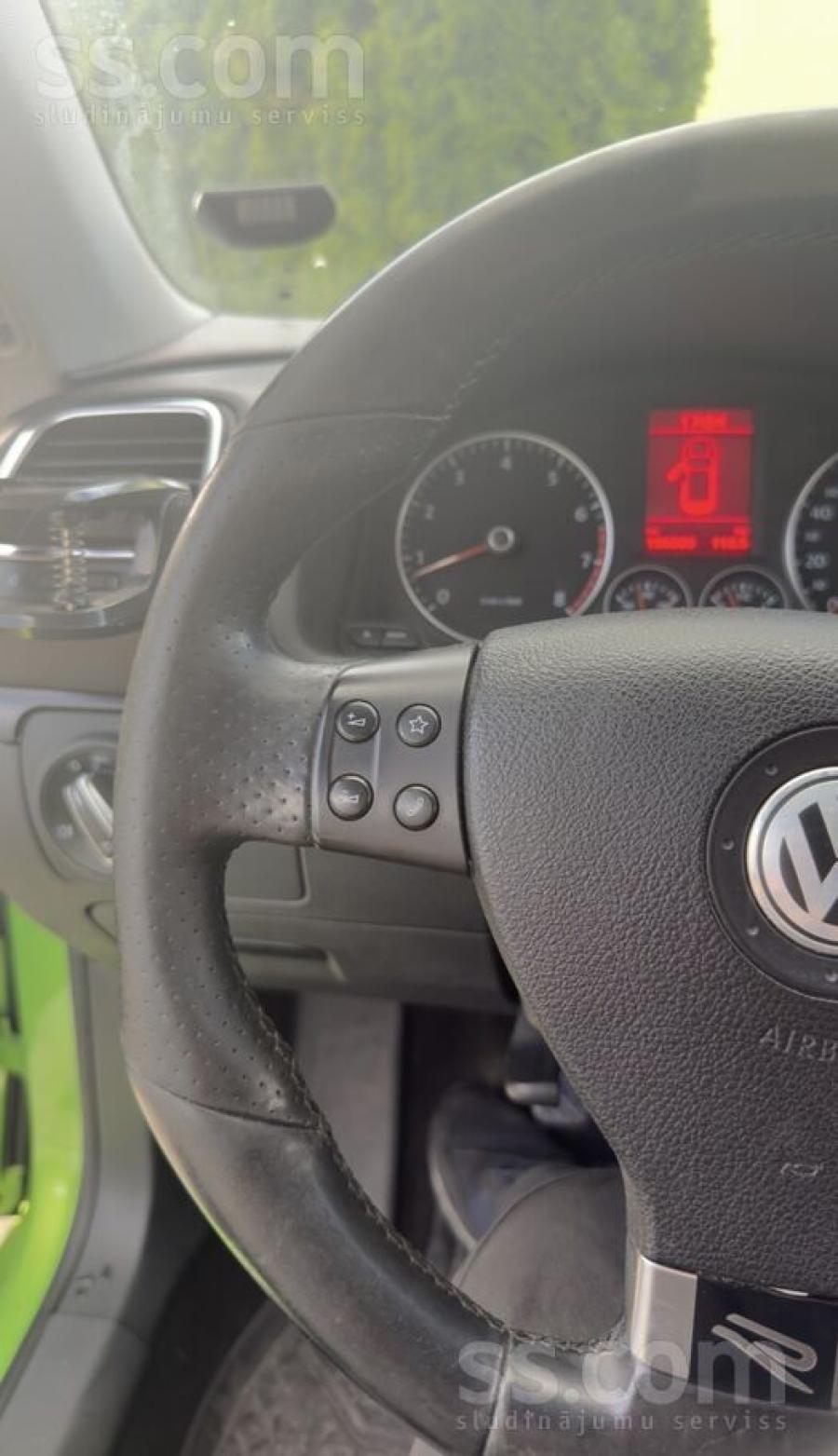 Zaļš Volkswagen Scirocco 2009 Rīga, ar dzinēja tilpumu 1.40 L un nobraukumu 196 tūkst. km par 5000 €, foto 14 vietnē AUTOMOTO.COM.LV