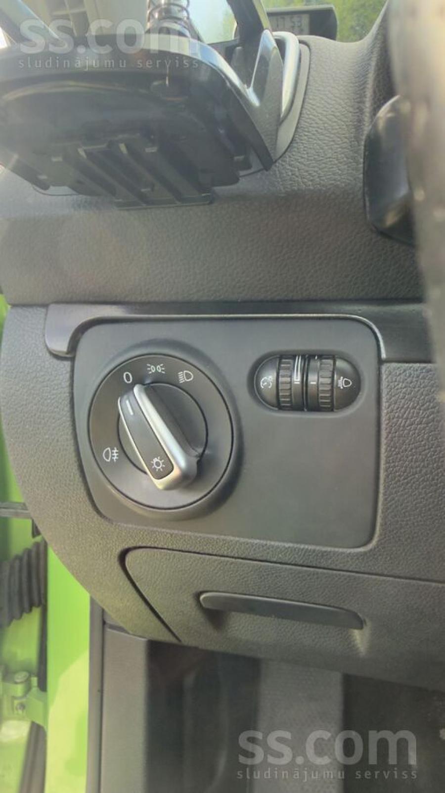 Zaļš Volkswagen Scirocco 2009 Rīga, ar dzinēja tilpumu 1.40 L un nobraukumu 196 tūkst. km par 5000 €, foto 18 vietnē AUTOMOTO.COM.LV