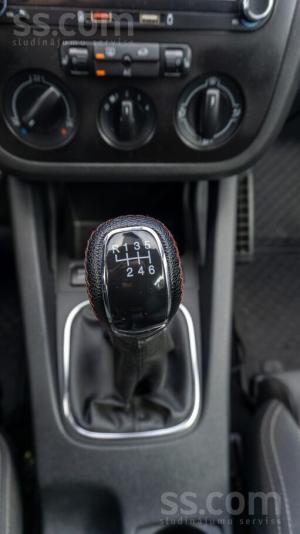 Zaļš Volkswagen Scirocco 2009 Rīga, ar dzinēja tilpumu 1.40 L un nobraukumu 196 tūkst. km par 5990 €, foto 14 vietnē AUTOMOTO.COM.LV