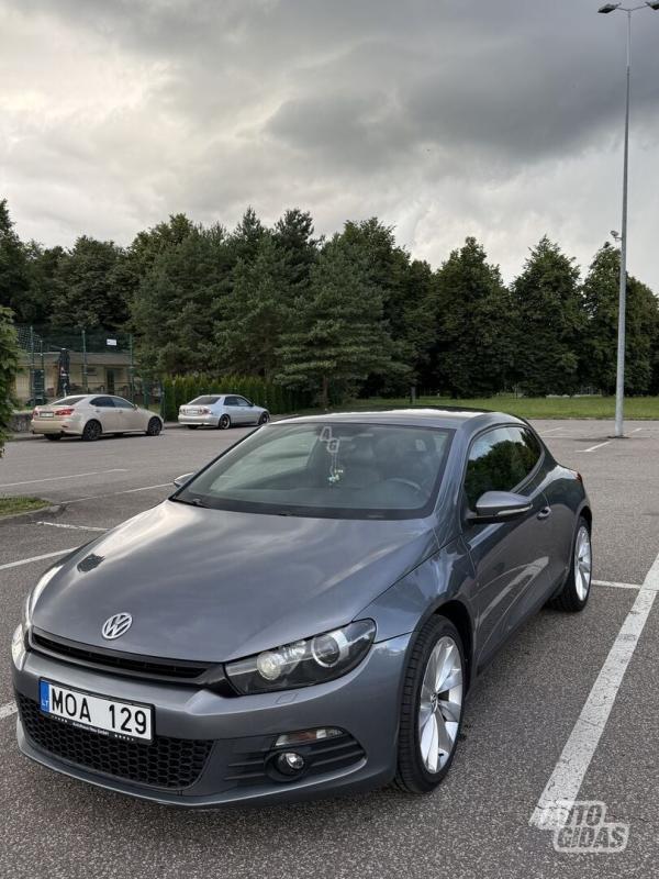 Pelēks Volkswagen Scirocco 2009 Panevēža, ar dzinēja tilpumu 1.40 L un nobraukumu 302 tūkst. km par 3900 €, foto 3 vietnē AUTOMOTO.COM.LV