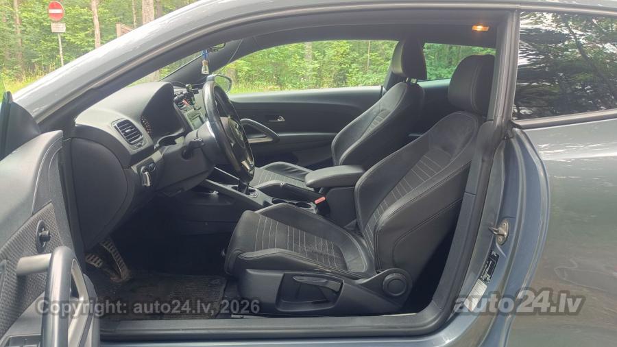 Grey Volkswagen Scirocco 2009 in Tallinn, with an engine capacity of 1.40 L and mileage of 170 thousand km for 6600 €, photo 16 on AUTOMOTO.COM.LV