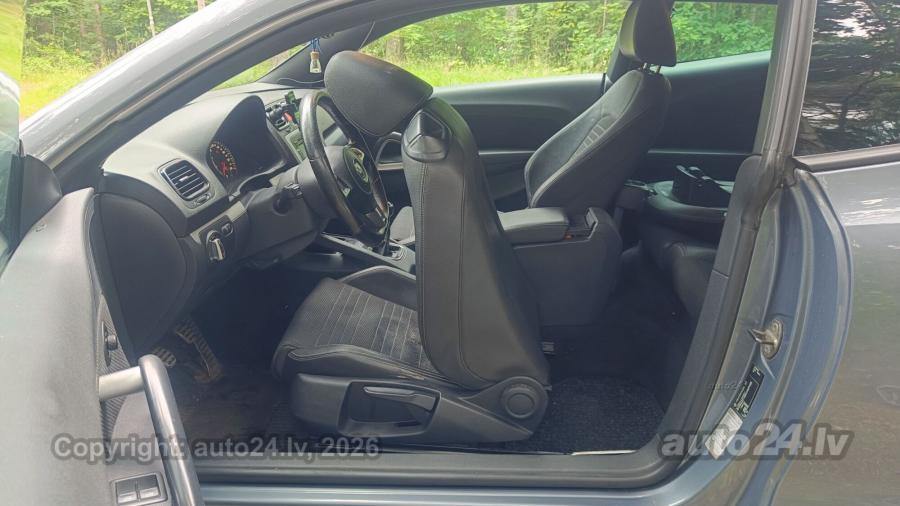 Grey Volkswagen Scirocco 2009 in Tallinn, with an engine capacity of 1.40 L and mileage of 170 thousand km for 6600 €, photo 17 on AUTOMOTO.COM.LV