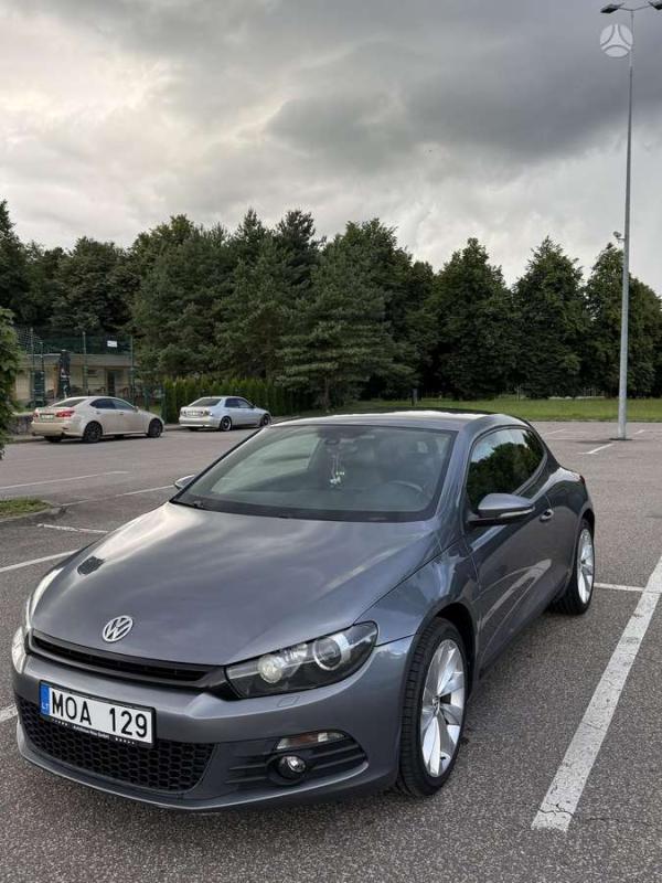 Volkswagen Scirocco 2009 in Panevezys on AUTOMOTO.COM.LV Grey Volkswagen Scirocco 2009 in Panevezys, with an engine capacity of 1.39 L and mileage of 304 thousand km for 3900 €, photo 4 on AUTOMOTO.COM.LV