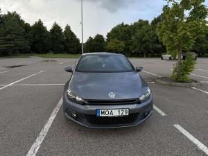Grey Volkswagen Scirocco 2009 in Panevezys, with an engine capacity of 1.39 L and mileage of 304 thousand km for 3900 €, photo 5 on AUTOMOTO.COM.LV