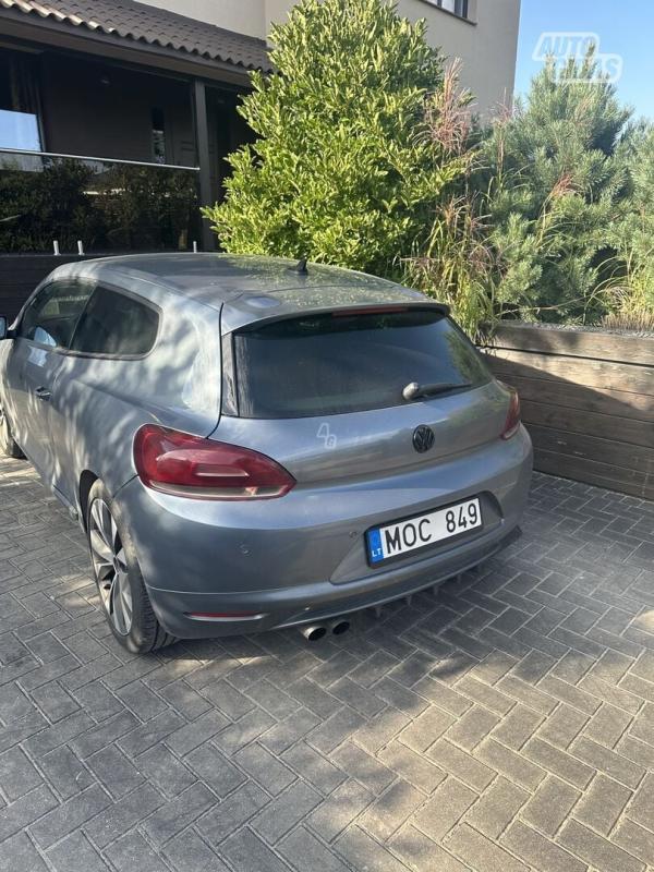 Grey Volkswagen Scirocco 2009 in Vilnius, with an engine capacity of 2.00 L and mileage of 335 thousand km for 4999 €, photo 3 on AUTOMOTO.COM.LV