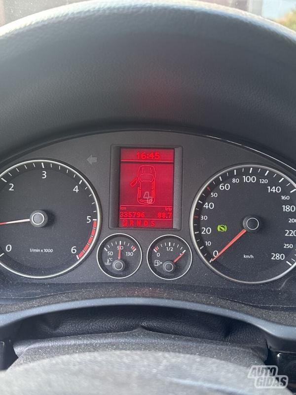 Grey Volkswagen Scirocco 2009 in Vilnius, with an engine capacity of 2.00 L and mileage of 335 thousand km for 4999 €, photo 6 on AUTOMOTO.COM.LV
