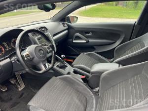 Pelēks Volkswagen Scirocco 2011 Rīga, ar dzinēja tilpumu 1.40 L un nobraukumu 215 tūkst. km par 6200 €, foto 6 vietnē AUTOMOTO.COM.LV