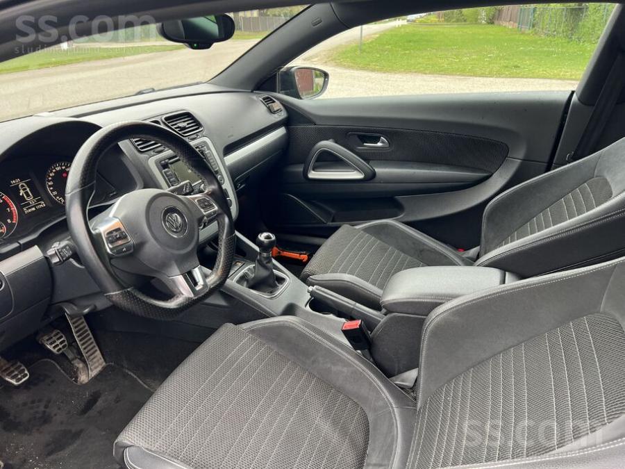 Pelēks Volkswagen Scirocco 2011 Rīga, ar dzinēja tilpumu 1.40 L un nobraukumu 215 tūkst. km par 6200 €, foto 6 vietnē AUTOMOTO.COM.LV