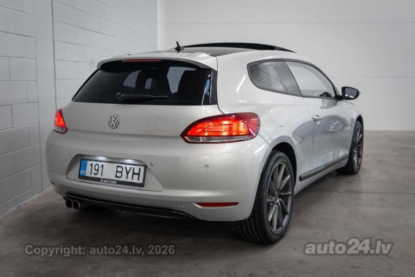 Volkswagen Scirocco 2012 in Tallinn on AUTOMOTO.COM.LV Grey Volkswagen Scirocco 2012 in Tallinn, with an engine capacity of 2.00 L and mileage of 285 thousand km for 6490 €, photo 7 on AUTOMOTO.COM.LV
