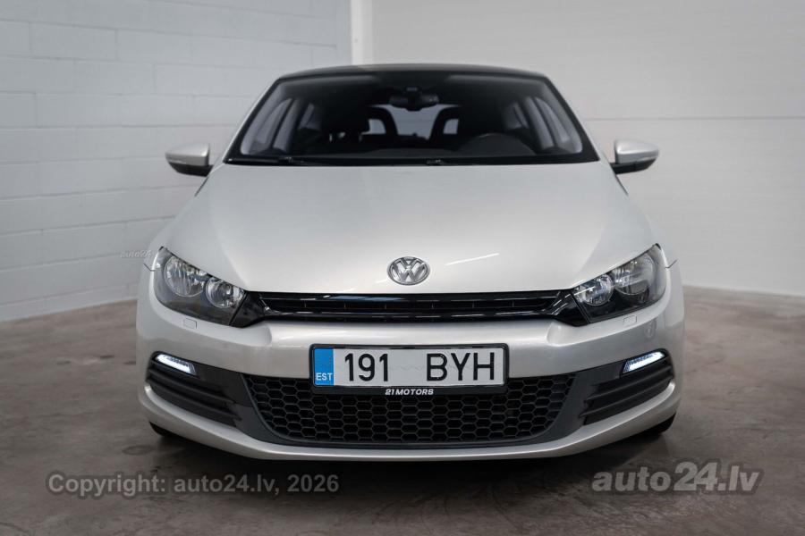 Grey Volkswagen Scirocco 2012 in Tallinn, with an engine capacity of 2.00 L and mileage of 285 thousand km for 6490 €, photo 11 on AUTOMOTO.COM.LV