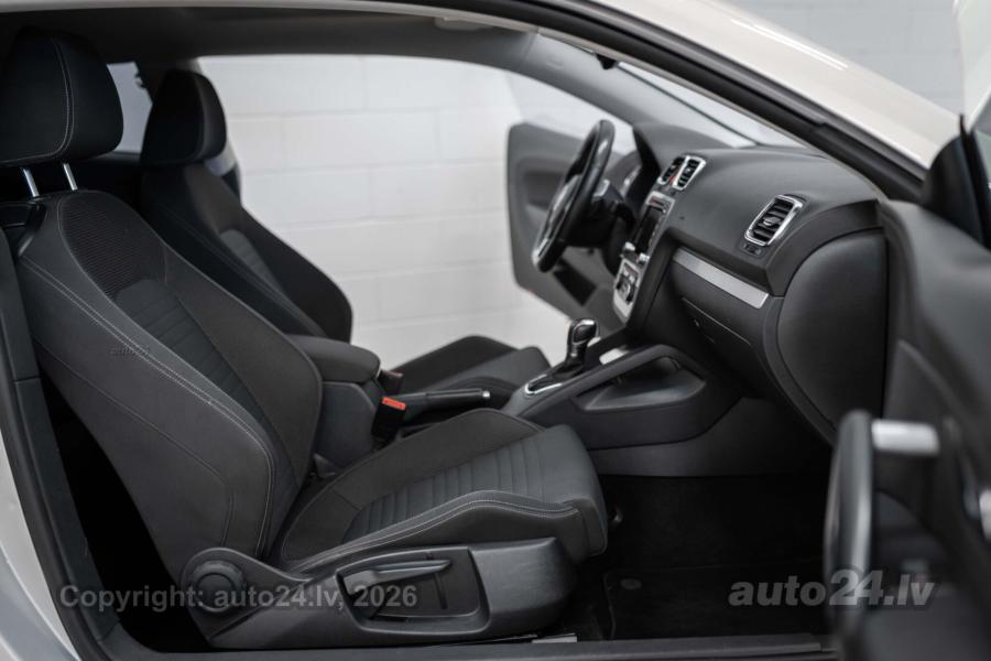Grey Volkswagen Scirocco 2012 in Tallinn, with an engine capacity of 2.00 L and mileage of 285 thousand km for 6490 €, photo 16 on AUTOMOTO.COM.LV