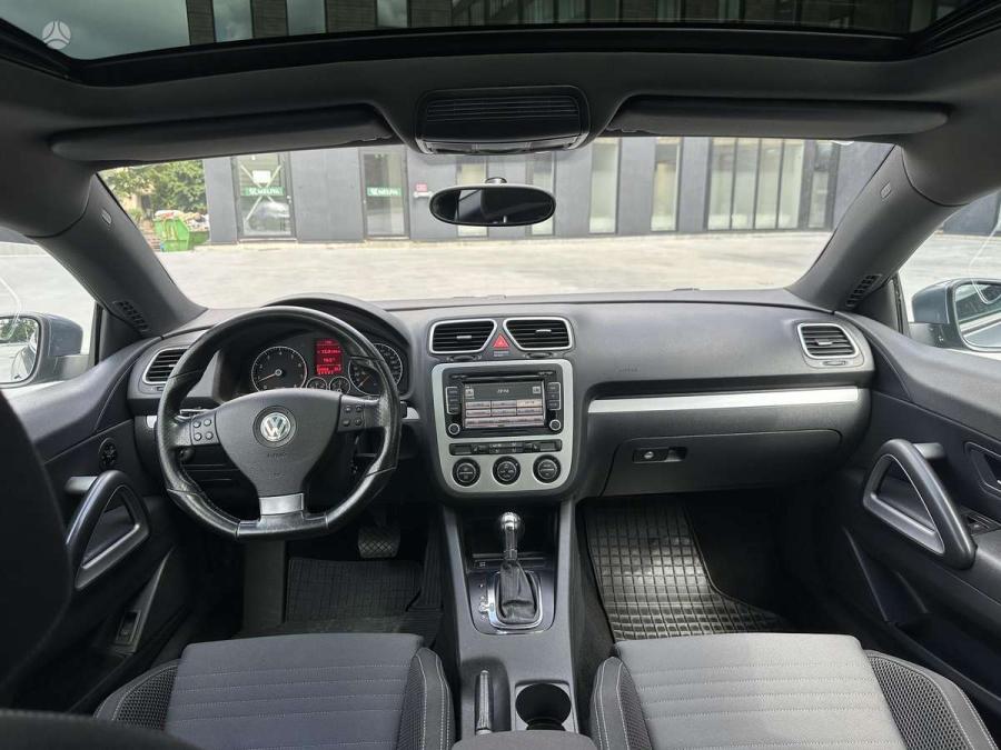 Grey Volkswagen Scirocco 2008 in Kaunas, with an engine capacity of 1.98 L and mileage of 236 thousand km for 5380 €, photo 10 on AUTOMOTO.COM.LV