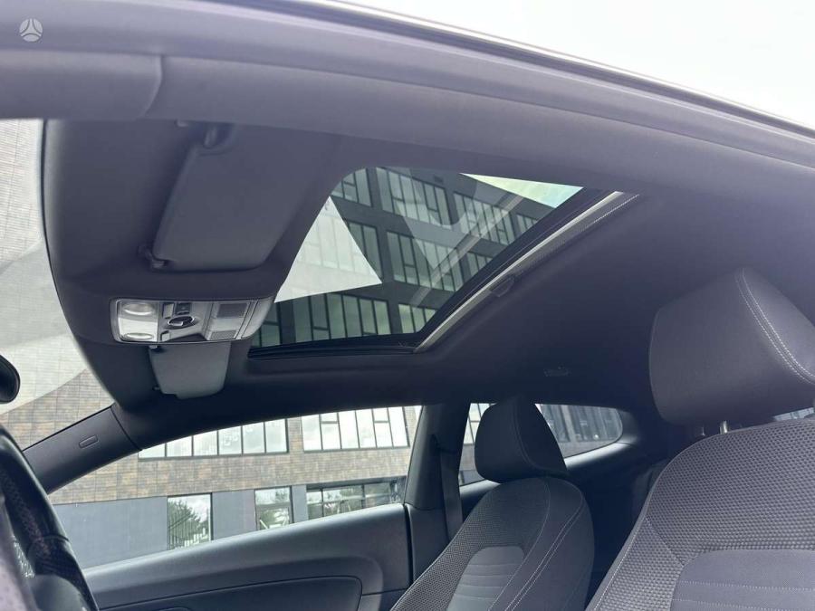 Grey Volkswagen Scirocco 2008 in Kaunas, with an engine capacity of 1.98 L and mileage of 236 thousand km for 5380 €, photo 32 on AUTOMOTO.COM.LV