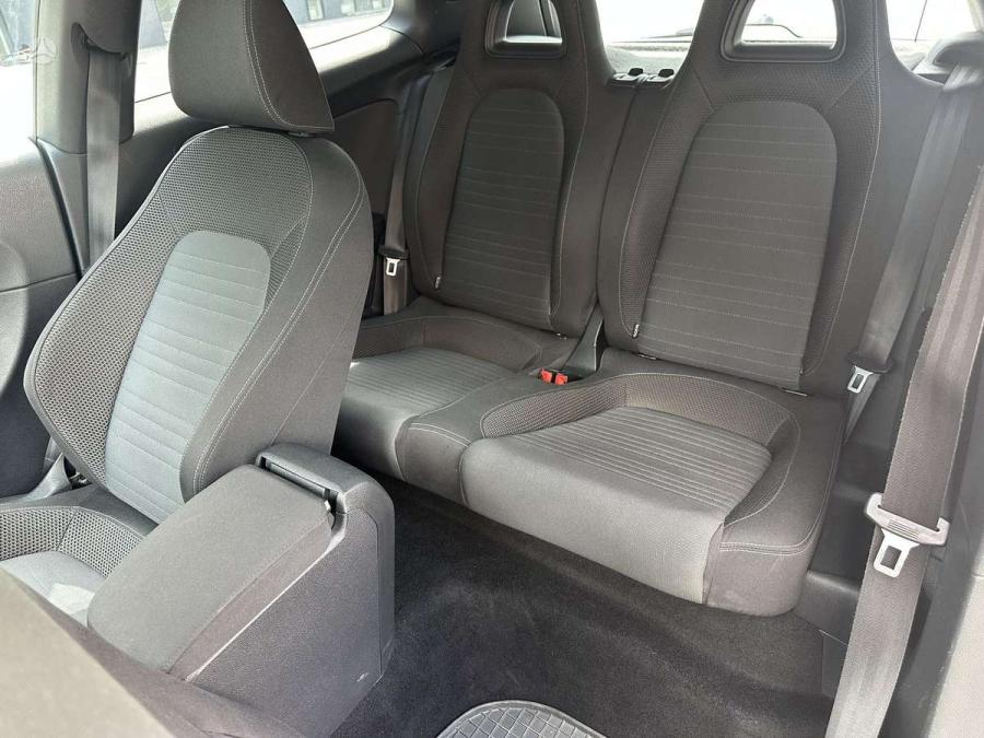 Grey Volkswagen Scirocco 2008 in Kaunas, with an engine capacity of 1.98 L and mileage of 236 thousand km for 5380 €, photo 35 on AUTOMOTO.COM.LV
