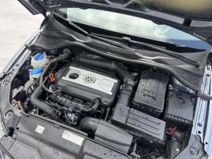 Grey Volkswagen Scirocco 2008 in Kaunas, with an engine capacity of 1.98 L and mileage of 236 thousand km for 5380 €, photo 38 on AUTOMOTO.COM.LV