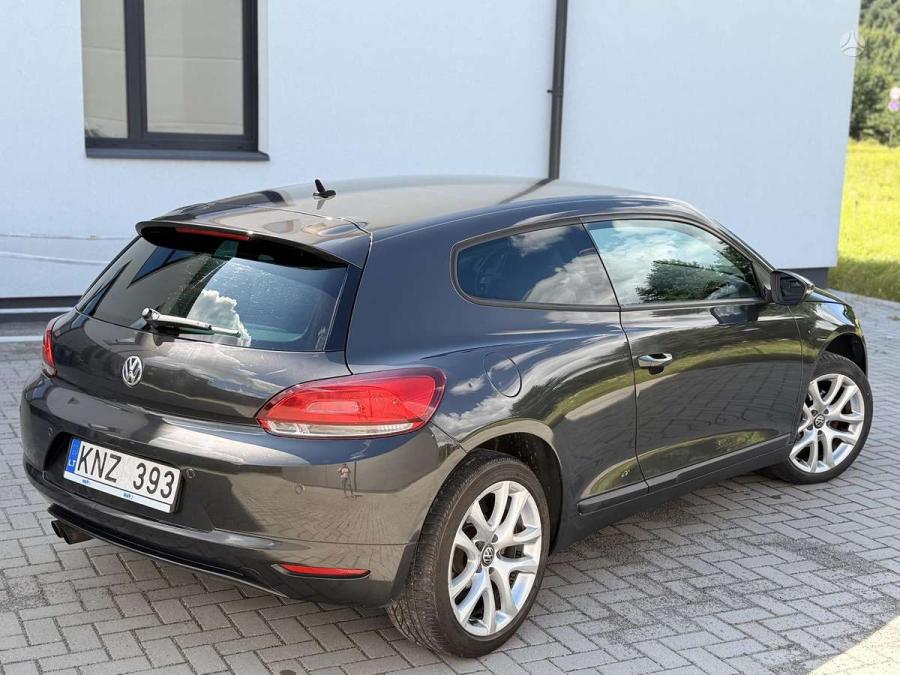 Grey Volkswagen Scirocco 2009 in Vilnius, with an engine capacity of 1.40 L and mileage of 267 thousand km for 4300 €, photo 4 on AUTOMOTO.COM.LV