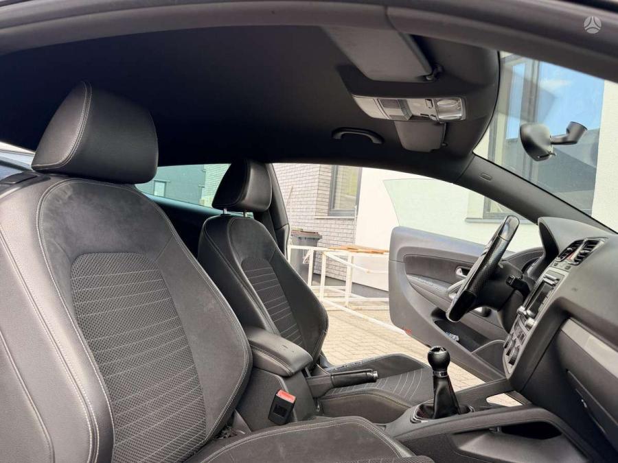 Grey Volkswagen Scirocco 2009 in Vilnius, with an engine capacity of 1.40 L and mileage of 267 thousand km for 4300 €, photo 16 on AUTOMOTO.COM.LV
