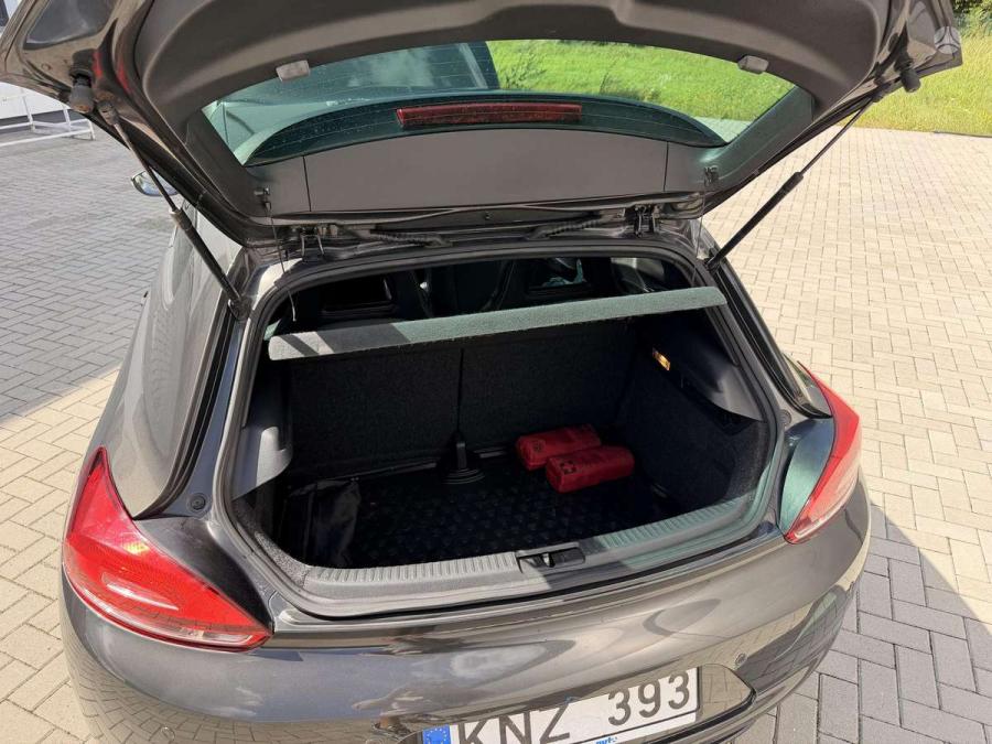 Grey Volkswagen Scirocco 2009 in Vilnius, with an engine capacity of 1.40 L and mileage of 267 thousand km for 4300 €, photo 21 on AUTOMOTO.COM.LV