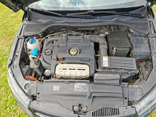 Grey Volkswagen Scirocco 2009 in Jurmala, with an engine capacity of 1.40 L and mileage of 275 thousand km for 3500 €, photo 8 on AUTOMOTO.COM.LV