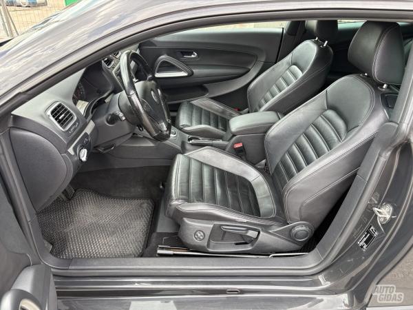 Volkswagen Scirocco 2009 in Vilnius, with an engine capacity of 2.00 L and mileage of 293 thousand km for 5800 €, photo 8 on AUTOMOTO.COM.LV