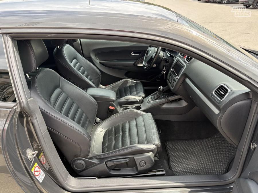 Volkswagen Scirocco 2009 in Vilnius, with an engine capacity of 2.00 L and mileage of 293 thousand km for 5800 €, photo 10 on AUTOMOTO.COM.LV