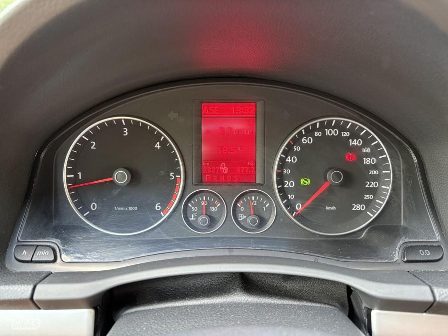 Volkswagen Scirocco 2009 in Vilnius, with an engine capacity of 2.00 L and mileage of 293 thousand km for 5800 €, photo 13 on AUTOMOTO.COM.LV