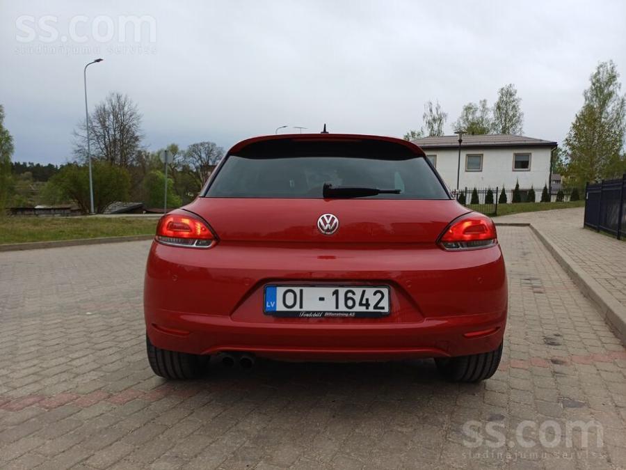 Sarkans Volkswagen Scirocco 2009 Valmiera, ar dzinēja tilpumu 2.00 L un nobraukumu 264 tūkst. km par 6300 €, foto 7 vietnē AUTOMOTO.COM.LV