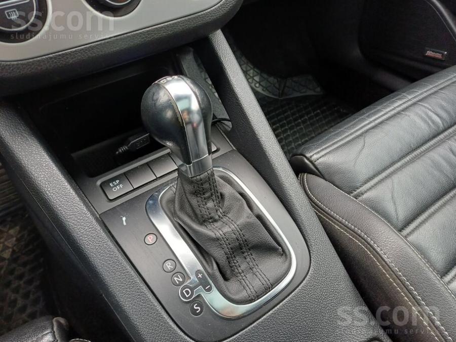 Sarkans Volkswagen Scirocco 2009 Valmiera, ar dzinēja tilpumu 2.00 L un nobraukumu 264 tūkst. km par 6300 €, foto 21 vietnē AUTOMOTO.COM.LV