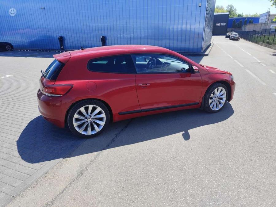 Red Volkswagen Scirocco 2009 in Klaipeda, with an engine capacity of 1.40 L and mileage of 115 thousand km for 3000 €, photo 8 on AUTOMOTO.COM.LV