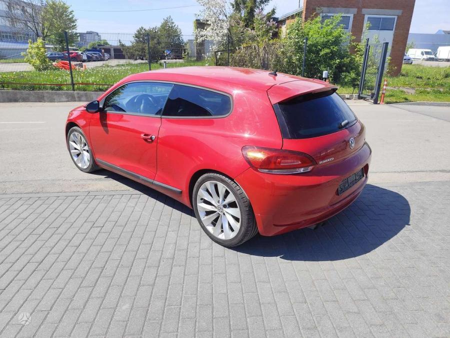 Red Volkswagen Scirocco 2009 in Klaipeda, with an engine capacity of 1.40 L and mileage of 115 thousand km for 3000 €, photo 15 on AUTOMOTO.COM.LV