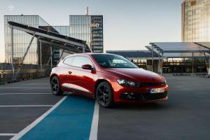 Red Volkswagen Scirocco 2011 in Vilnius, with an engine capacity of 1.40 L and mileage of 141 thousand km for 5000 €, photo 8 on AUTOMOTO.COM.LV