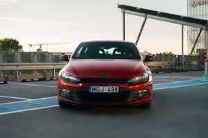 Red Volkswagen Scirocco 2011 in Vilnius, with an engine capacity of 1.40 L and mileage of 141 thousand km for 5000 €, photo 9 on AUTOMOTO.COM.LV