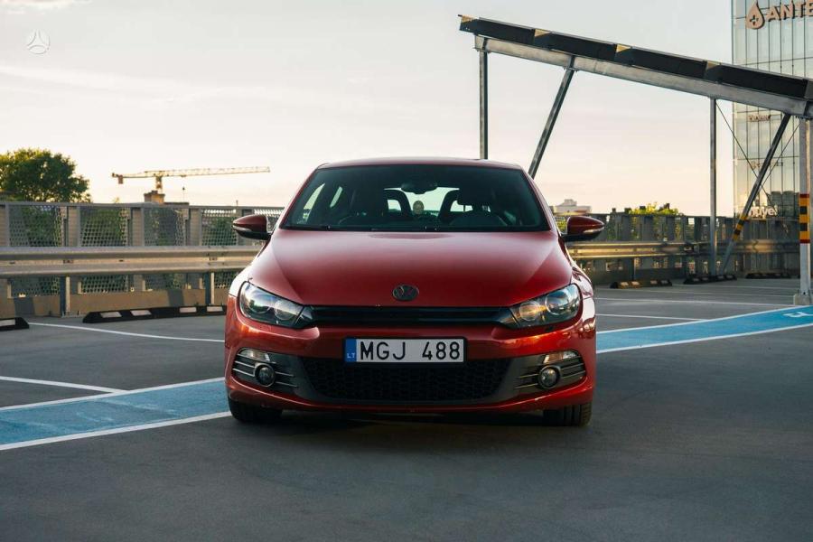 Red Volkswagen Scirocco 2011 in Vilnius, with an engine capacity of 1.40 L and mileage of 141 thousand km for 5000 €, photo 9 on AUTOMOTO.COM.LV